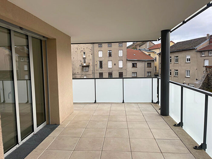 Appartement à louer - Yssingeaux - 4 pièces - 3 chambres