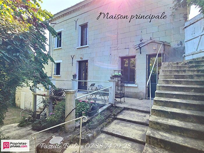 Maison 11 pièces à vendre à Varennes-sur-Loire