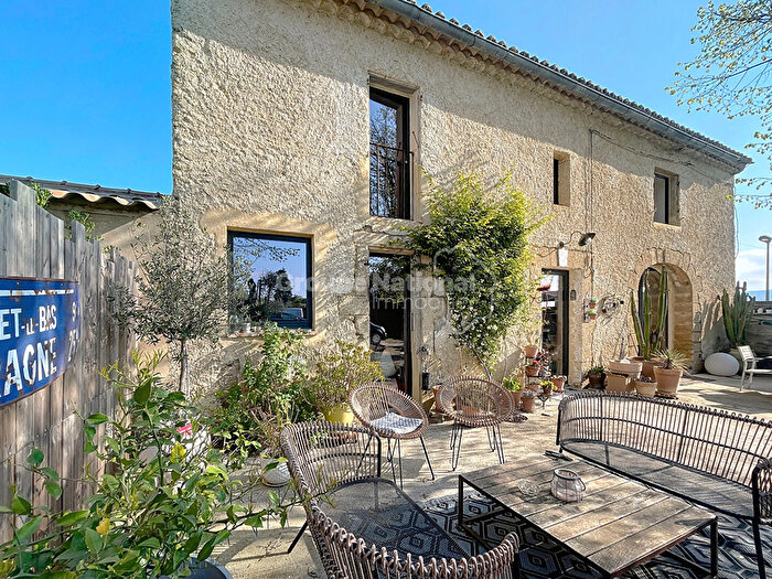 Maison à vendre - Sainte-Cécile-les-Vignes - 7 pièces - 4 chambres