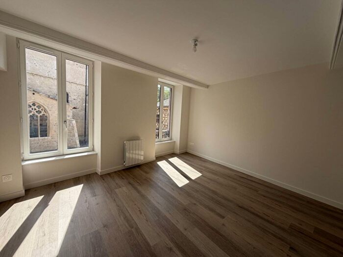 Appartement 3 pièces à louer à Beaujeu