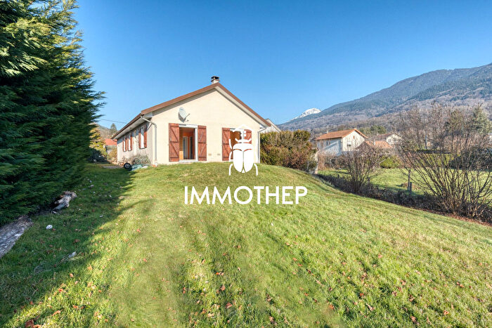 Maison à vendre - Vaulnaveys-le-Haut - 4 pièces - 3 chambres