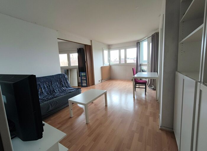 Appartement à vendre - Champs-sur-Marne, Le Nesles - 2 pièces - 1 chambre