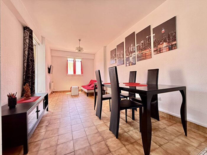 Appartement à louer - Le Fort, Six-Fours-les-Plages - 3 pièces - 1 chambre