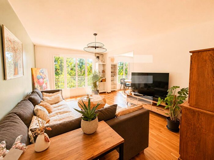 Appartement 4 pièces à vendre - Nîmes, collines