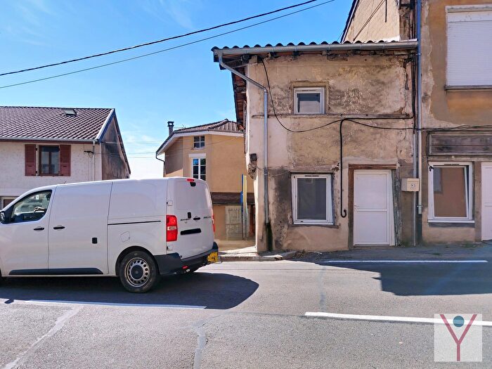 Neuville-les-Dames - Maison 2 pièces à vendre