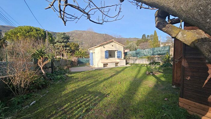 Maison à louer - Tourrettes-sur-Loup - 1 pièce - 1 chambre