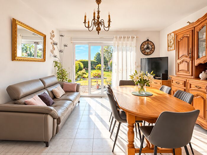 Maison 7 pièces à Oresmaux, à vendre