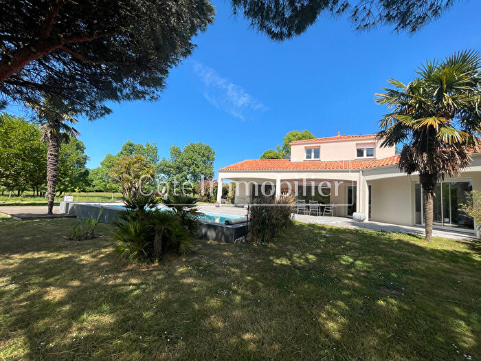 Maison 7 pièces à vendre à Port-Saint-Père