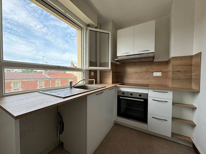 Appartement à louer - Centre-Gigny-Noue Centre, Saint-Dizier - 3 pièces - 2 chambres