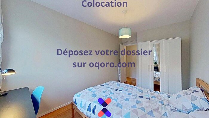 Appartement à louer - Calvaire-Saint Pierre - 5 pièces - 4 chambres