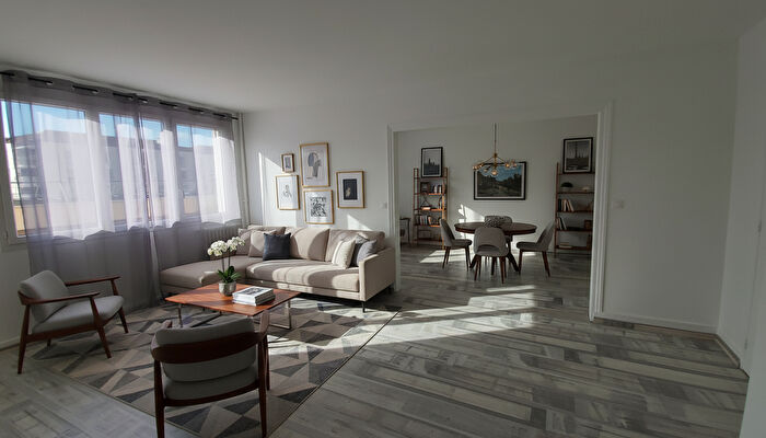 Appartement à vendre - Trappes, Centre-ville, Jaurès, Gare - 4 pièces - 2 chambres