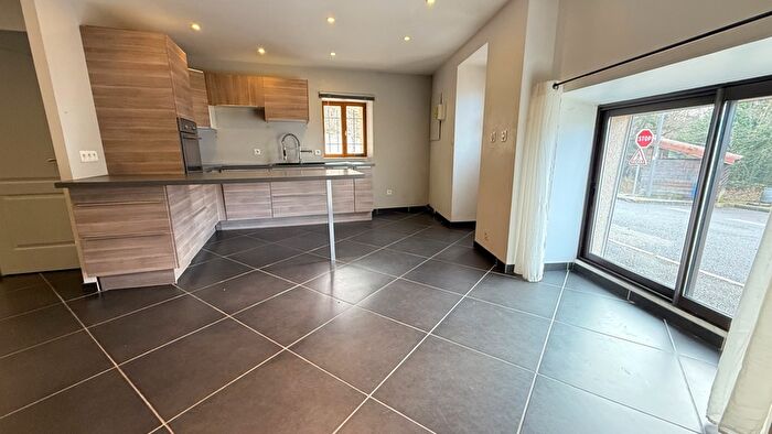 Maison à vendre - Saint-Paul-en-Cornillon - 4 pièces - 3 chambres