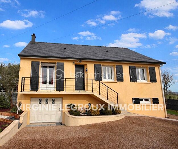 Maison à vendre - Port-Brillet - 6 pièces - 4 chambres