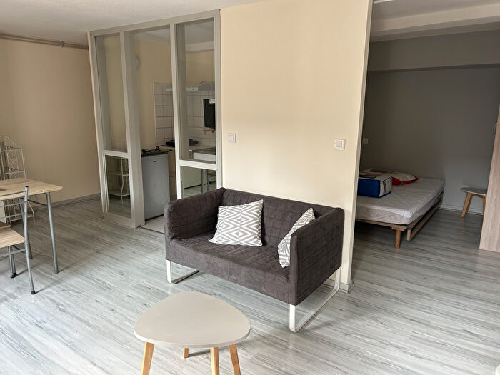 Appartement à louer - Montauban, Centre-ville - 1 pièce - 1 chambre