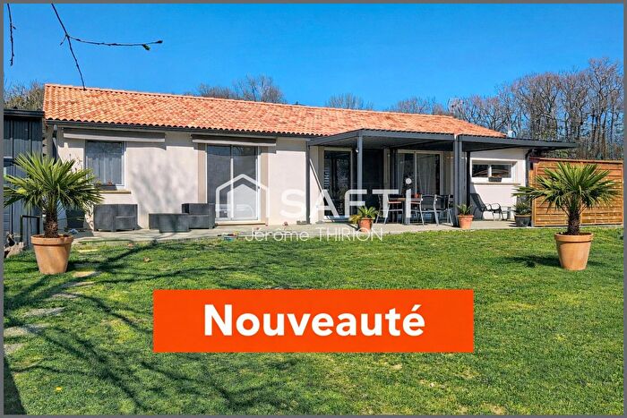 Maison à vendre - Saint-Savin - 5 pièces - 3 chambres