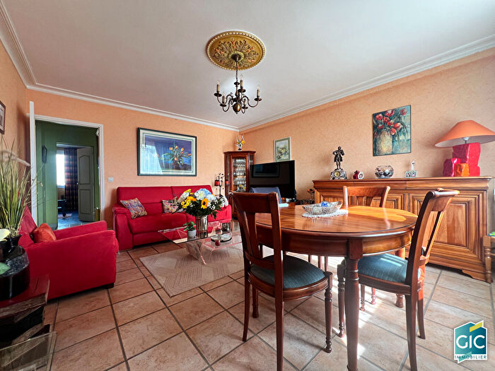 Appartement 3 pièces à Ifs, à vendre
