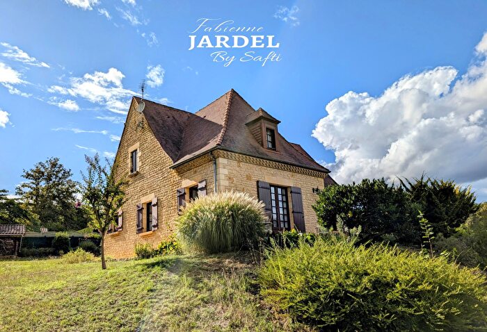 Maison 5 pièces à Carsac-Aillac, à vendre