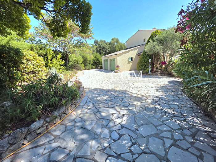 Maison 4 pièces à Saint-Raphaël, Plateau Notre-Dame, à vendre