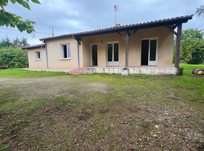 Maison à vendre - Virazeil - 6 pièces - 3 chambres