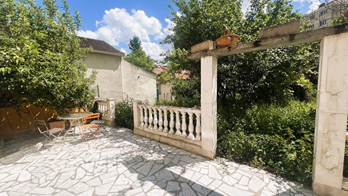 Maison à vendre - Fontenay-sous-Bois, Verdun - 8 pièces - 6 chambres