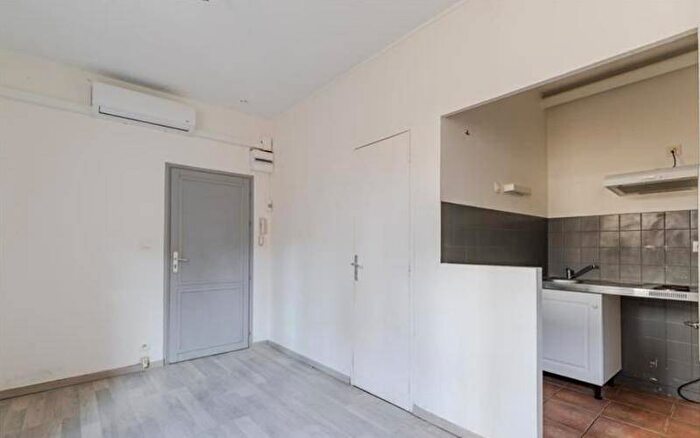 Castillon-la-Bataille - Appartement 1 pièce à louer