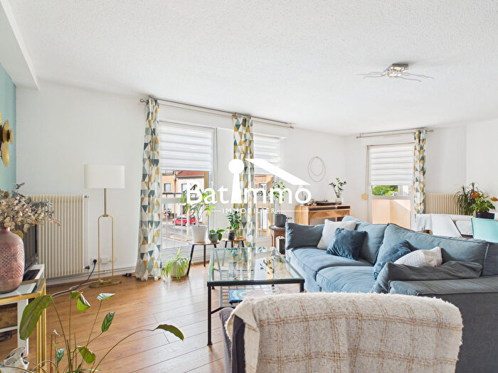Maisons à vendre et appartements à louer - 3