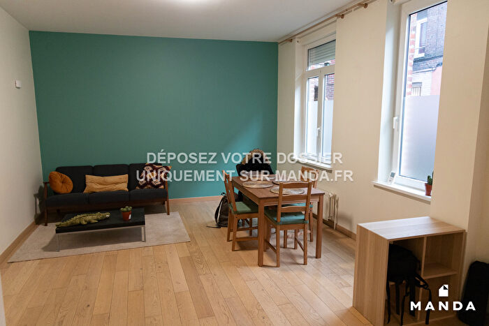 Appartement à louer - Lille, Wazemmes - 5 pièces - 4 chambres