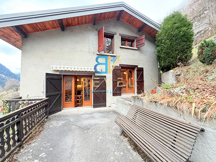 Maison à vendre - Orelle - 6 pièces - 5 chambres