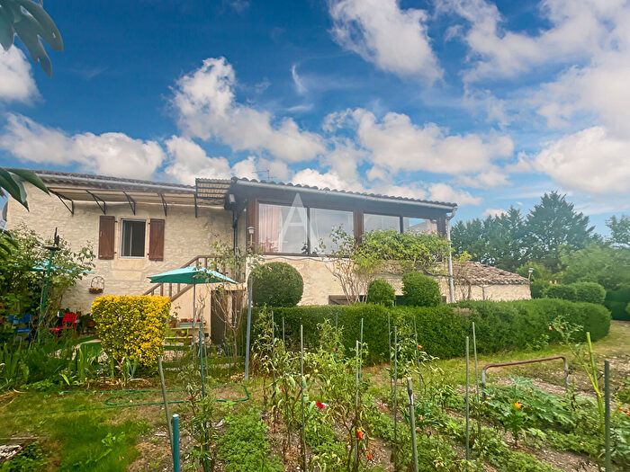 Maison 4 pièces à vendre à Saint-Daunès