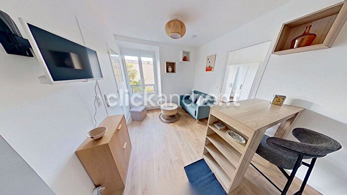 Appartement à louer - Pernety, Paris ème arrondissement - 2 pièces - 1 chambre