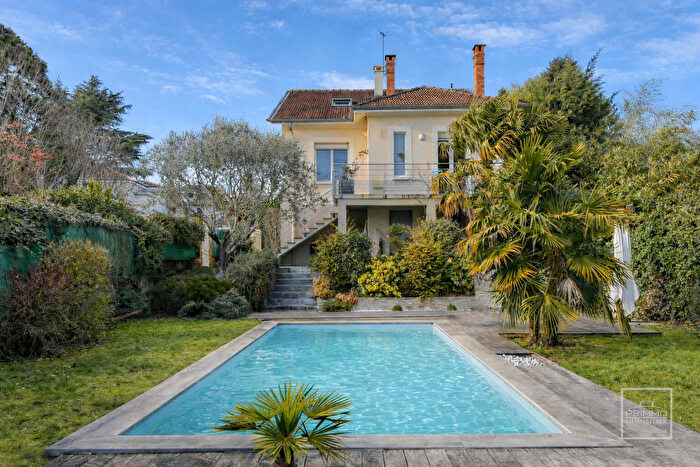 Maison à vendre - Saint-Didier-au-Mont-dOr - 6 pièces - 4 chambres