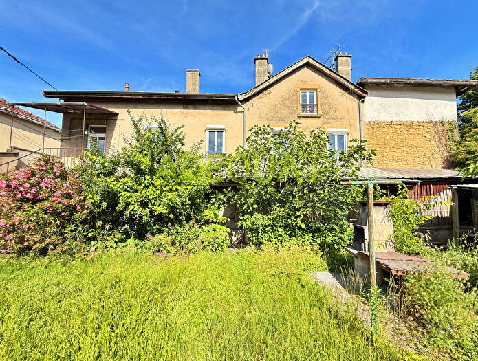 Bourgoin-Jallieu, Libération, Barbusse : Maison 11 pièces à vendre