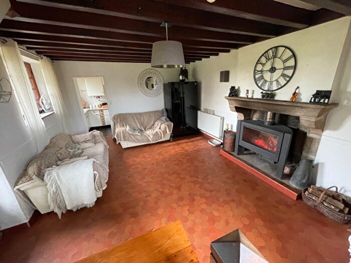 Maison à vendre - Clugnat - 3 pièces - 2 chambres