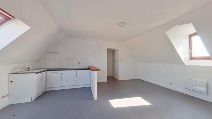 Appartement 3 pièces à louer à Scorbé-Clairvaux
