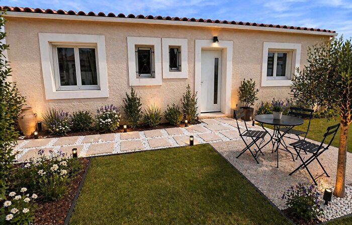 Maison 4 pièces à vendre à Bize-Minervois