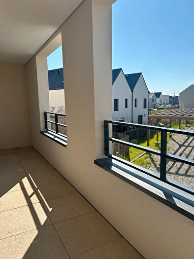 Appartement à louer - Bruyères-le-Châtel - 4 pièces - 3 chambres