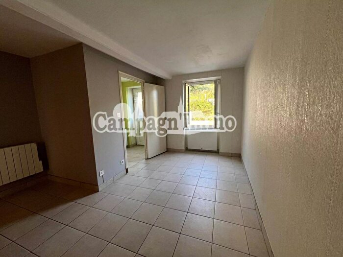 Appartement à louer - Courzieu - 3 pièces - 2 chambres