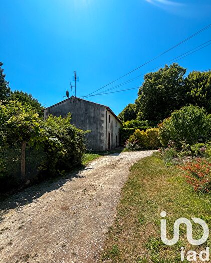 Maison à vendre - Port-dEnvaux - 4 pièces - 3 chambres
