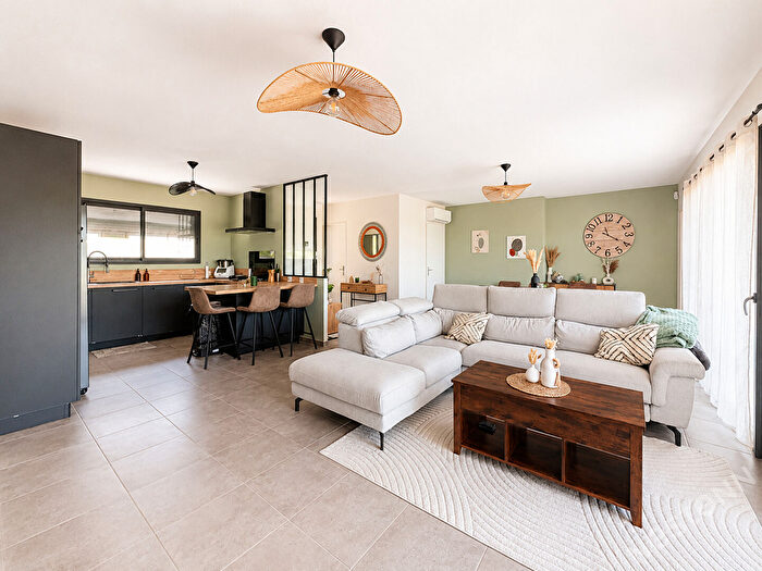 Maison 5 pièces à louer à Laplume