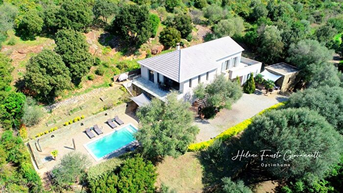 Maison à vendre - Oletta - 8 pièces - 6 chambres