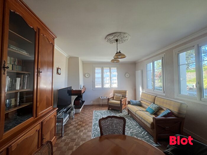 Maison à vendre - Dinan - 6 pièces - 3 chambres