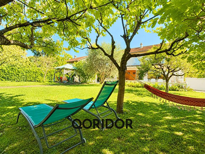 Maison 6 pièces à vendre à Vaulx-en-Velin, Le Pont des Planches