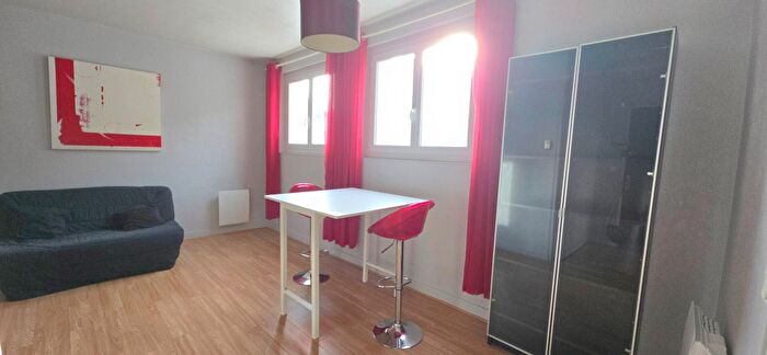 Appartement à vendre - Périgueux, Centre-ville, La Gare, Saint-Martin - 1 pièce