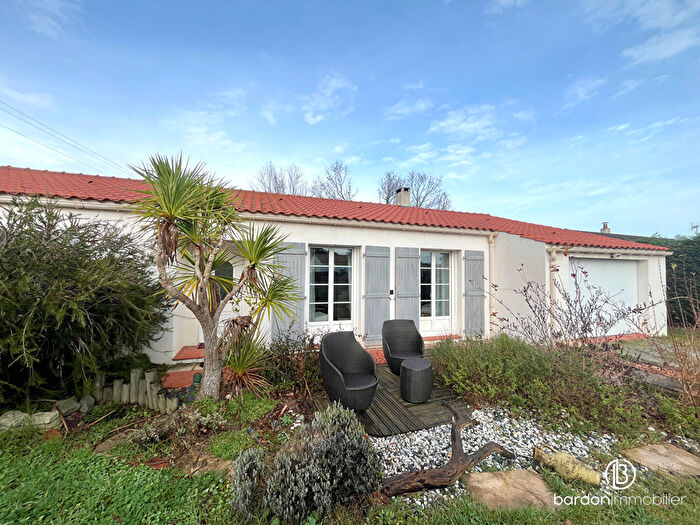 Maison à vendre - Challans, Croix Maraud - 6 pièces - 3 chambres