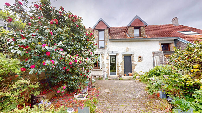 Maison 6 pièces à Carolles, à vendre
