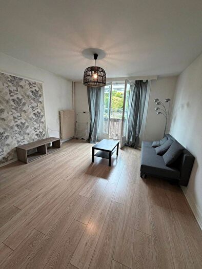Appartement 4 pièces à louer à Gorge du Loup-Champvert, Lyon 9ème arrondissement