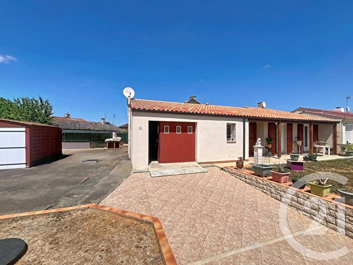 Les Magnils-Reigniers - Maison 2 pièces à vendre