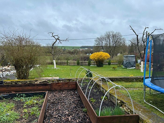 Maison à vendre - Saint-Joire - 5 pièces - 3 chambres