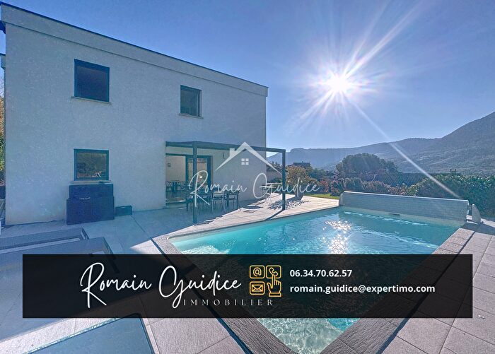 Maison à vendre - Millau - 6 pièces - 5 chambres