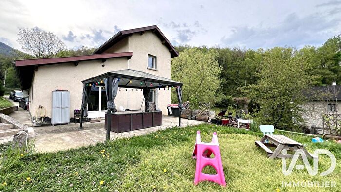 Valserhône - Maison 5 pièces à louer